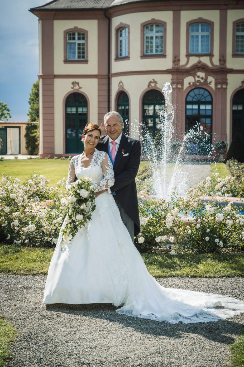 Mariage du duc Eberhard de Wurtemberg et de Gaby Maier à Altshausen – Noblesse & Royautés