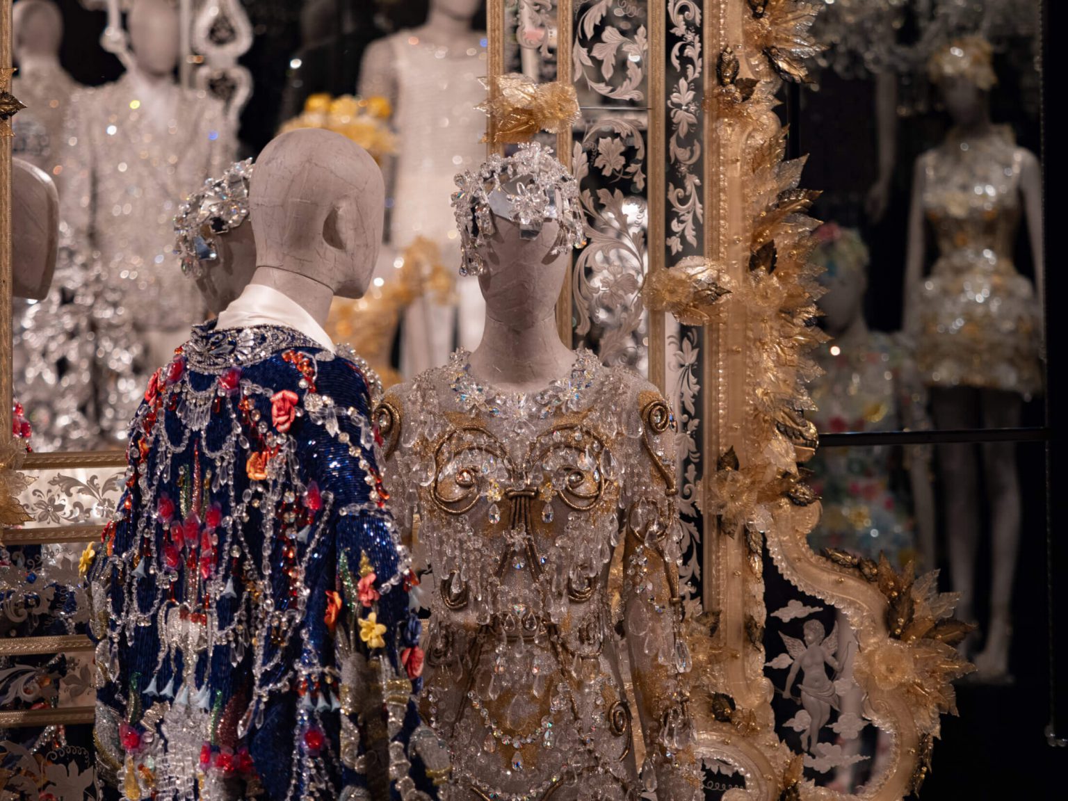 Exposition « Dolce And Gabbana à Milan Noblesse And Royautés