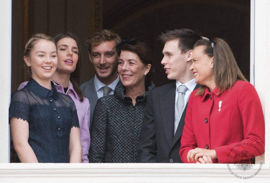 Monaco : l’harmonie familiale – Noblesse & Royautés
