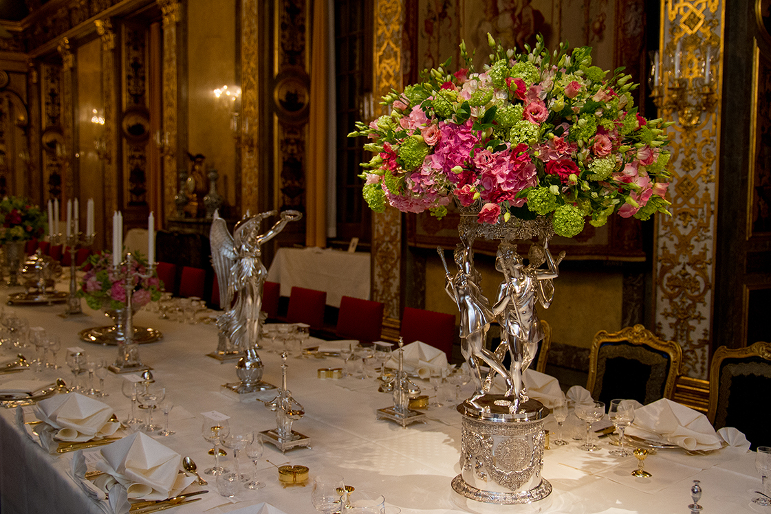 Menu du dîner de gala en l’honneur du gouverneur général du Canada ...