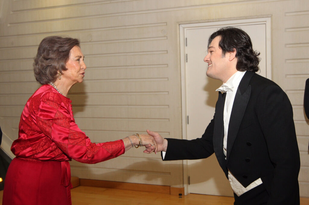 Sophie d’Espagne à la représentation de « La Traviata » – Noblesse ...