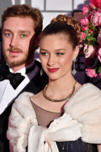 Beatrice Borromeo : une jeune maman au bal de la Rose – Noblesse & Royautés