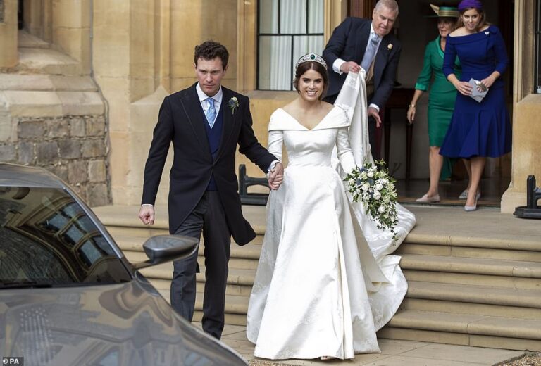Mariage d’Eugénie d’York : les mariés quittant Windsor – Noblesse ...