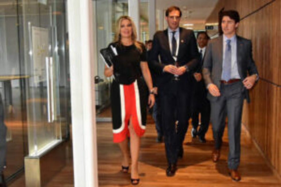 La reine Maxima auu G20 à Buenos Aires – Noblesse & Royautés