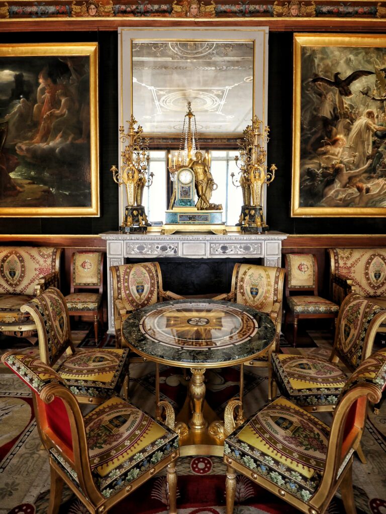 Salon doré à Malmaison – Noblesse & Royautés