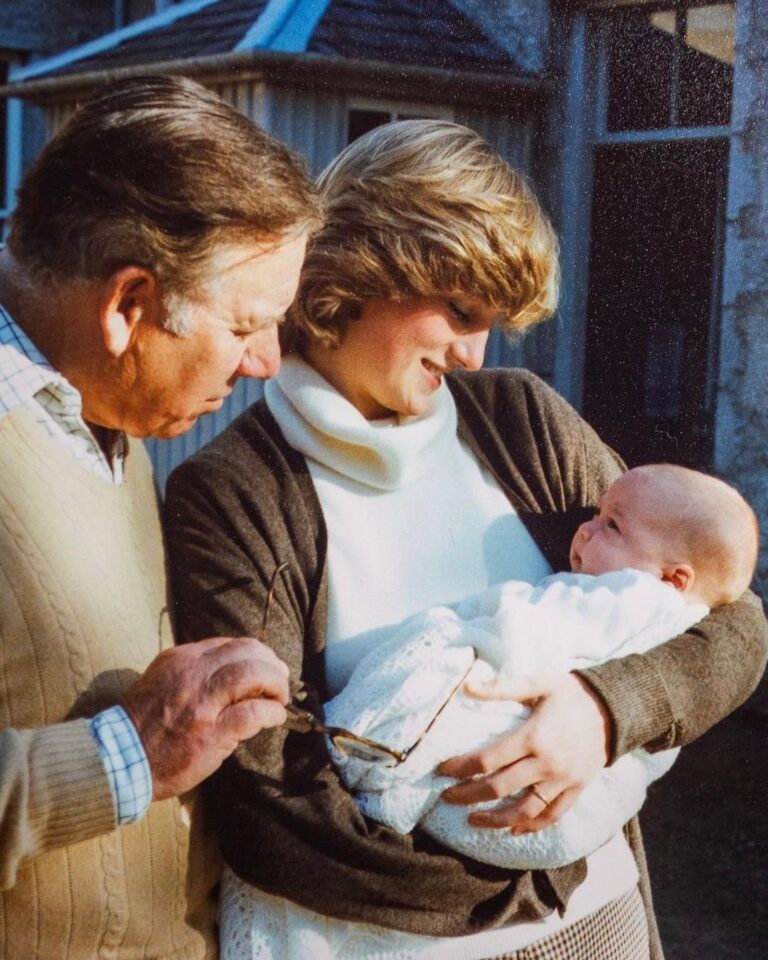 Des photos inédites du prince William bébé – Noblesse & Royautés