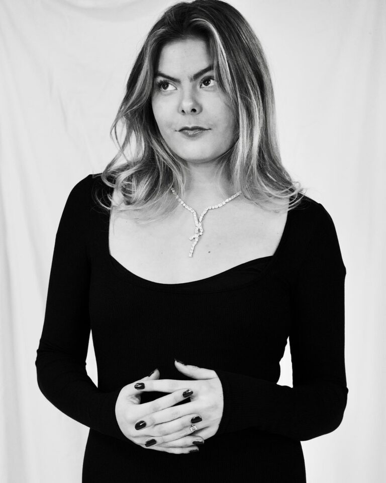 Eloise d’Orange-Nassau : image de l’Oréal – Noblesse & Royautés
