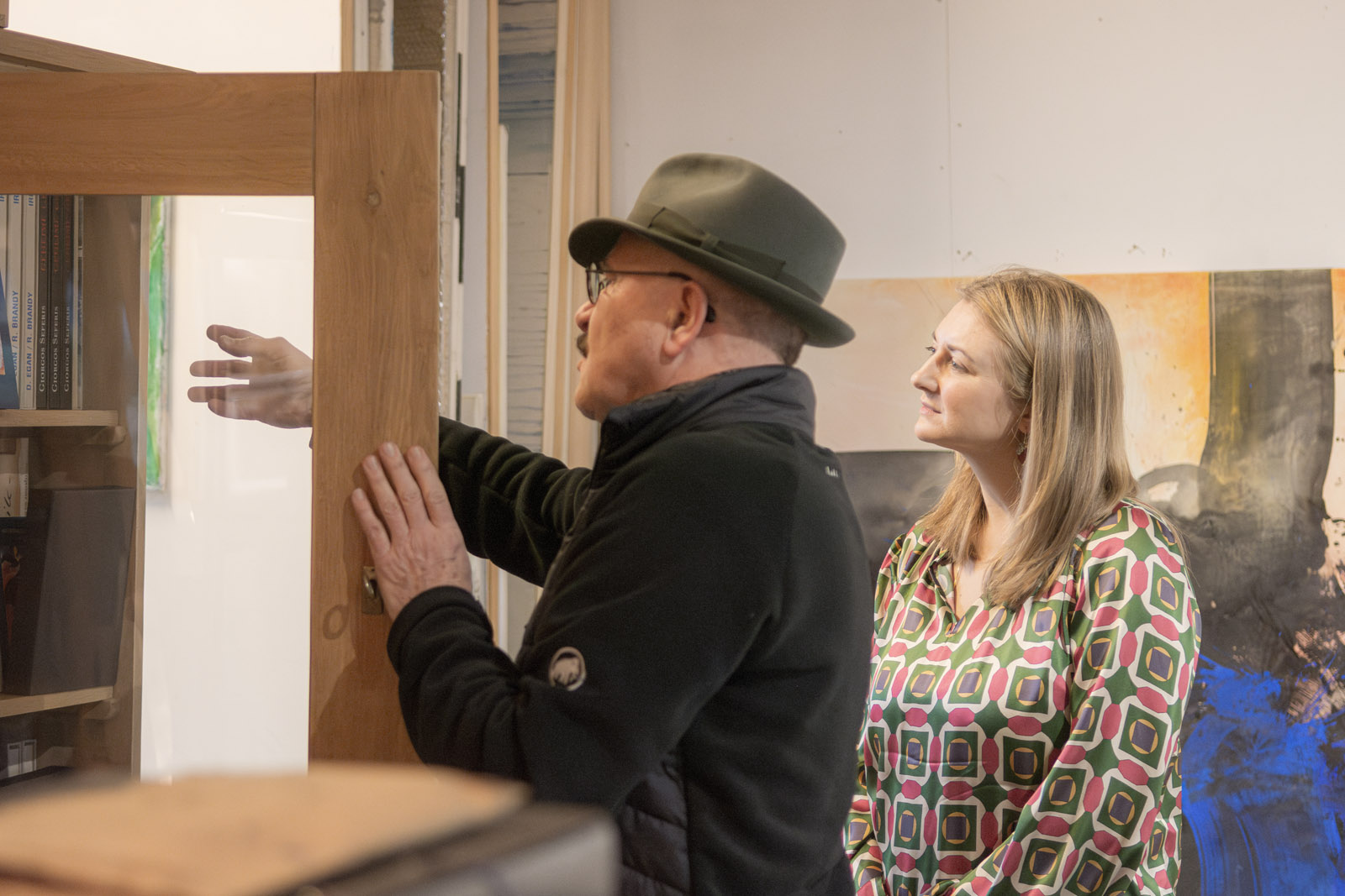 Stéphanie de Luxembourg rend visite au peintre Robert Brandy – Noblesse ...