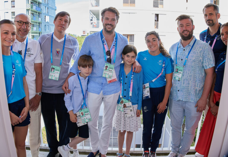 La famille de Luxembourg au village olympique – Noblesse & Royautés