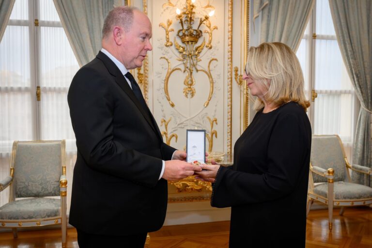 Albert de Monaco honore la mémoire du Ministre d’Etat Guillaume ...