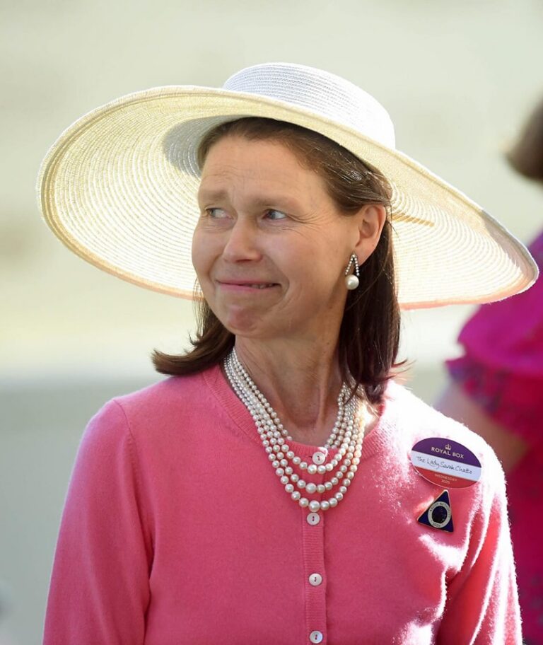 Lady Sarah Chatto portant des bijoux de la princesse Margaret ...
