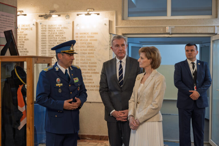 Margareta et Radu de Roumanie à Alba Iulia – Noblesse & Royautés