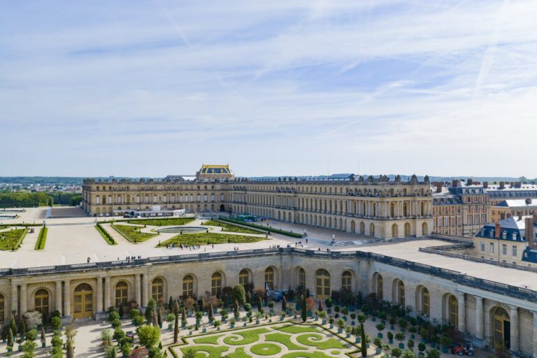 Menu du dîner donné à Versailles pour le président Trump – Noblesse ...